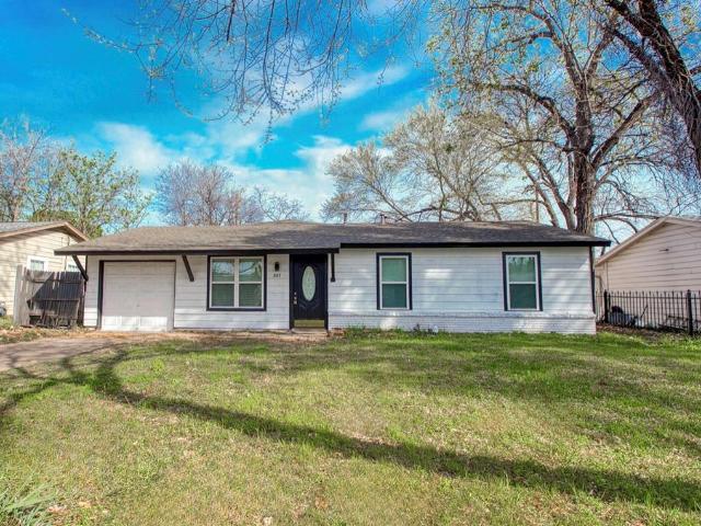 307 Dee Ln, Arlington, TX 76011 | MLS #21211