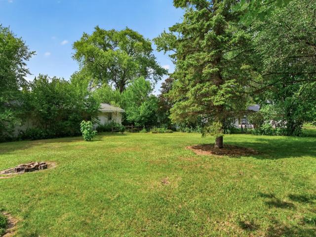 307 E 4th Street