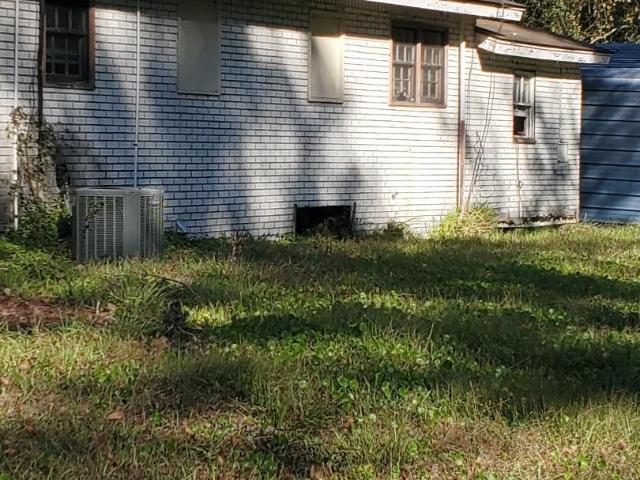 307 E 6th Street
