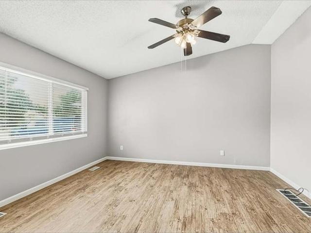 307 E 31st St, Minneapolis, MN 55408