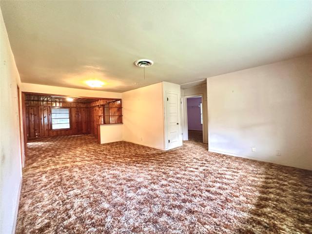 307 E Walnut Avenue