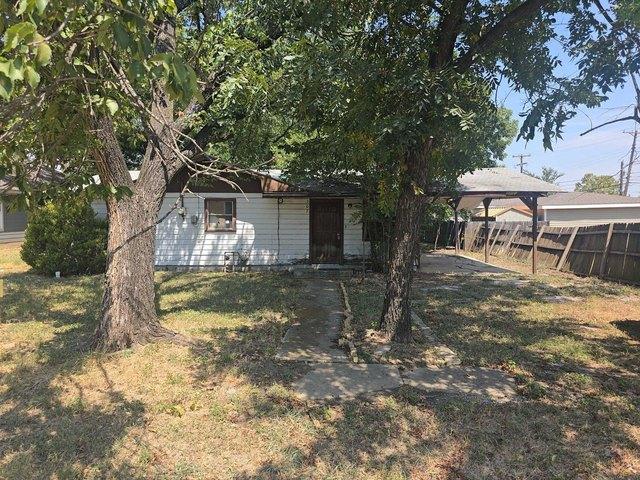 307 E Weaver Ave, Alvarado, TX 76009