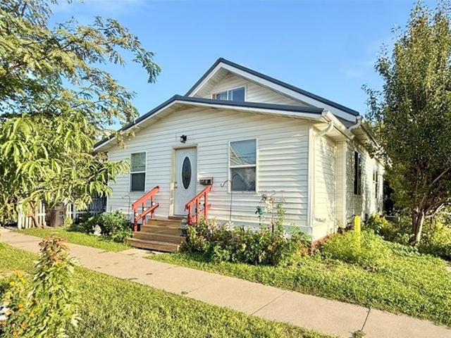 307 E Boone St, Marshalltown, IA 50158