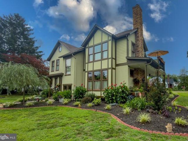 307 E Buttonwood St, Wenonah, NJ 08090