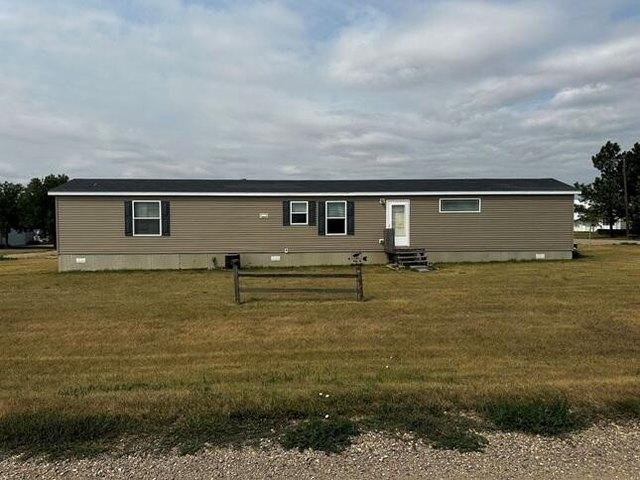 307 E Coffey St, Akaska, SD 57420