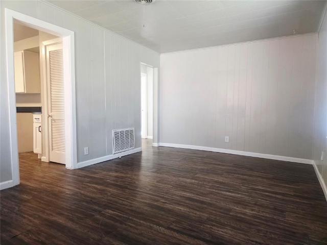 307 E Kittyhawk Drive