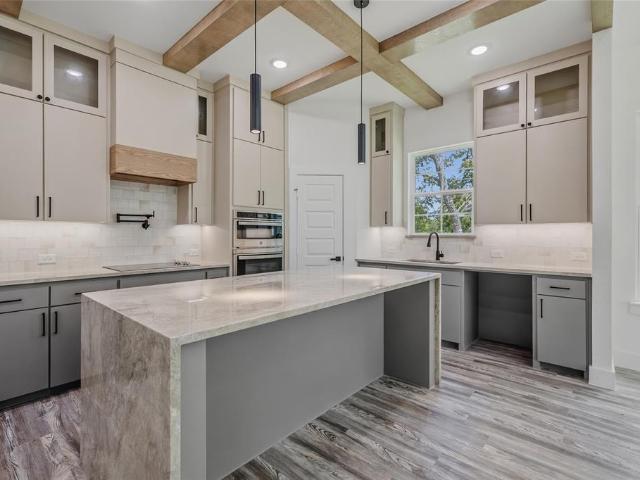 307 E Locust Street