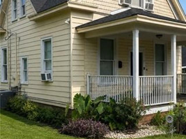 307 E Mitchell St E, Fairmont, NC 28340