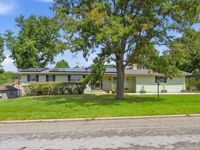 307 E Plaza Dr, Joplin, MO 64804