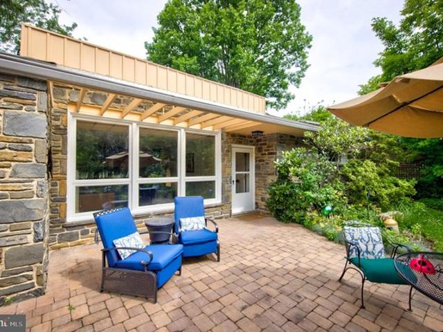 307 E Roumfort Rd, Philadelphia, PA 19119