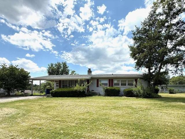 307 Eastwood Dr, Bedford, IN 47421
