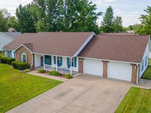 307 Evergreen Trl, Herrin, IL 62948