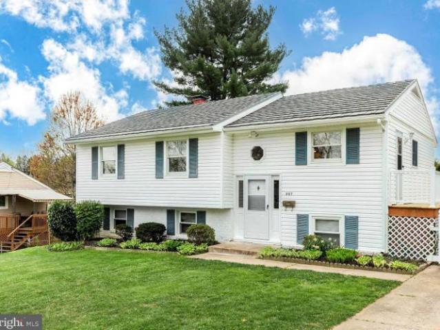 307 Holly Hill Rd, Reisterstown, MD 21136