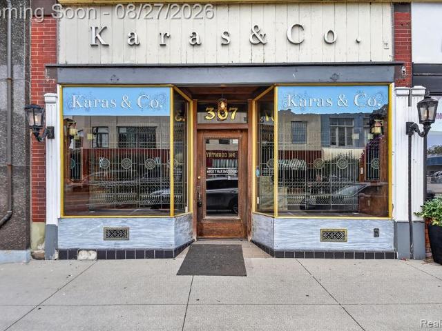 307 Huron Avenue
