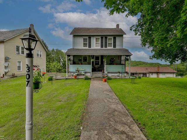 307 Oak St, Bangor, PA 18013