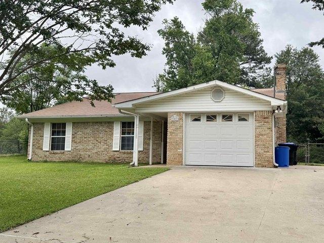 307 Locklear Ave, Longview, TX 75605