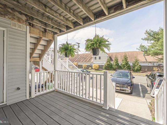 307 London Ct, Egg Harbor Township, NJ 08234 | MLS #NJAC2023 | Compass