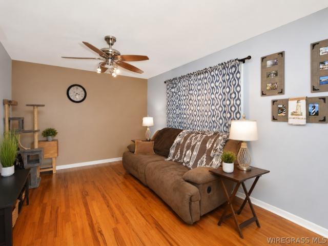 307 Lakeview Drive