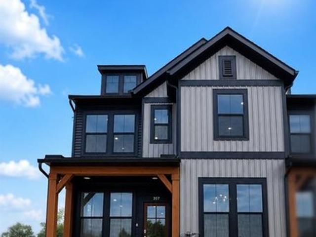 307 Lantana Dr Unit 38, Brighton, MI 48116