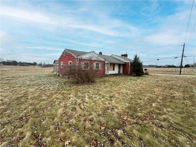 307 McClelland Rd, New Castle, PA 16102 | MLS #1740 | Compass