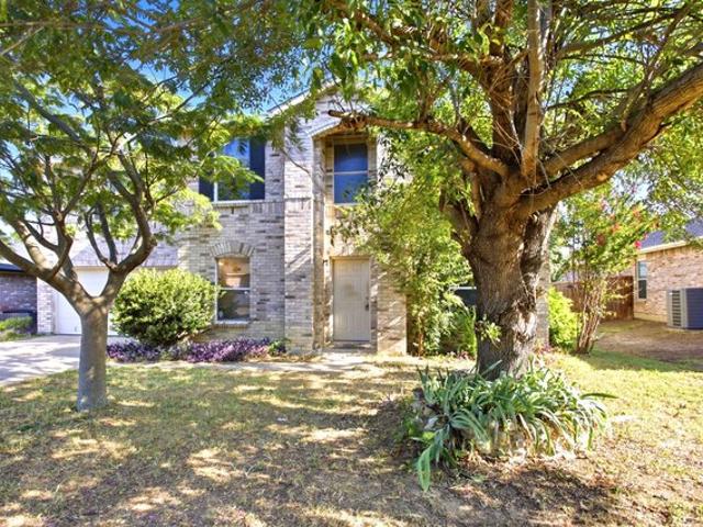 307 Meadow Ridge Dr, Burleson, TX 76028