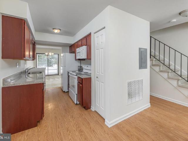 307 Meadowview
