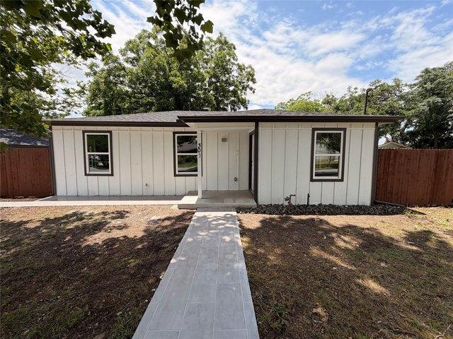 307 N 4th St, Crandall, TX 75114