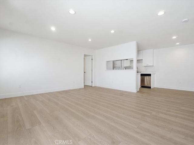 307 N Tustin C