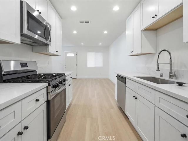307 N Tustin B