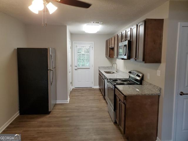 307 N Church St, Unit D2, Dublin, GA 31021 | MLS #10730