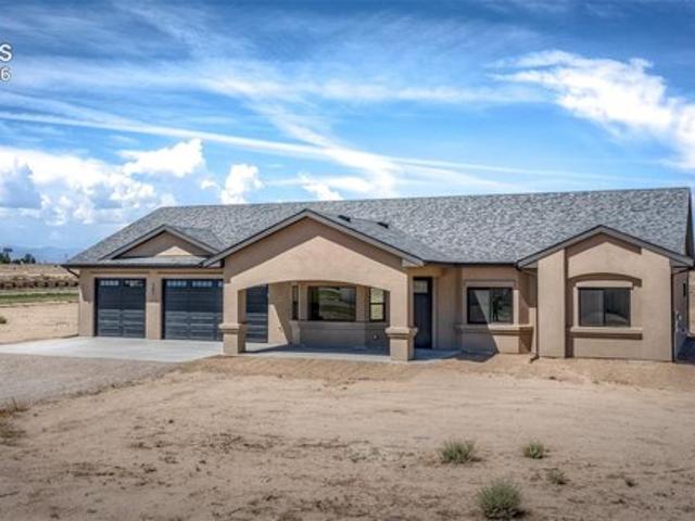 307 N Lyons Dr, Pueblo West, CO 81007