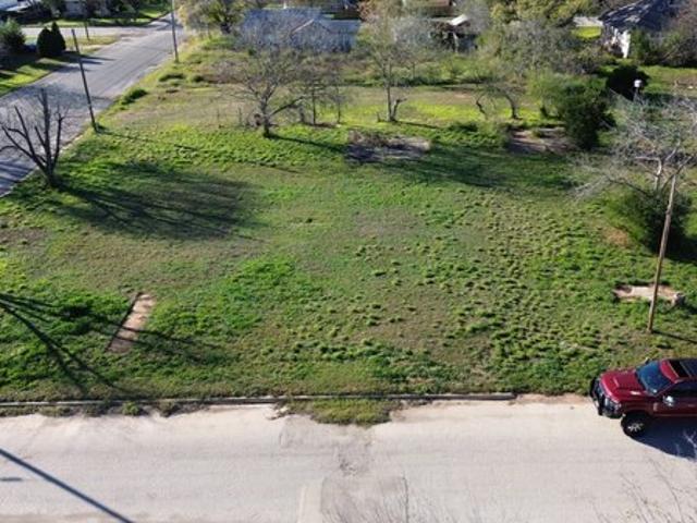 307 N Pecan Lot 9 10, Pearsall, TX 78061