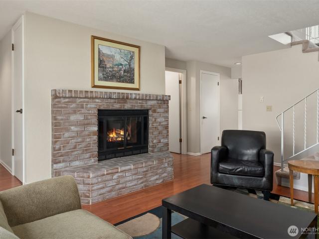 307 S 325th Lane # 22B