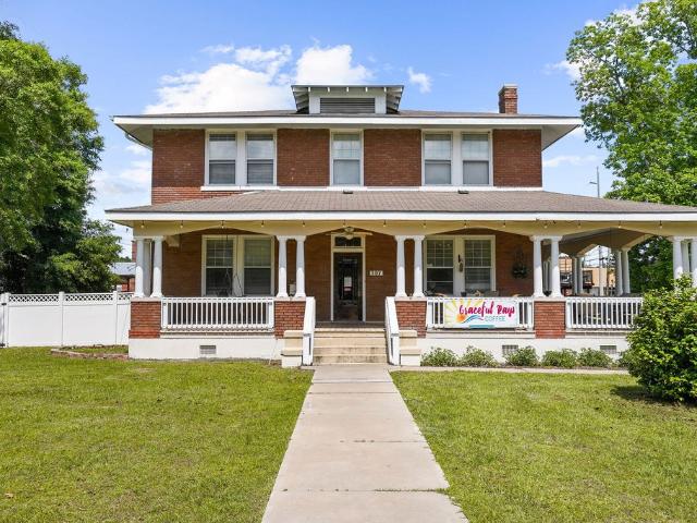 307 S Academy Street