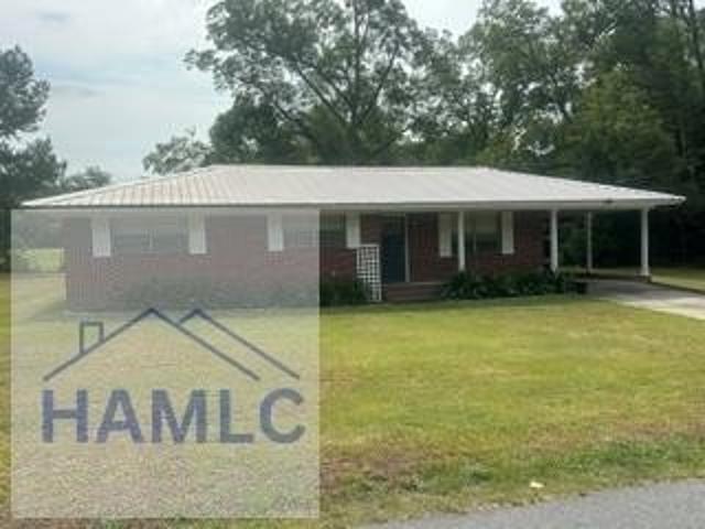 307 S Baker St, Glennville, GA 30427