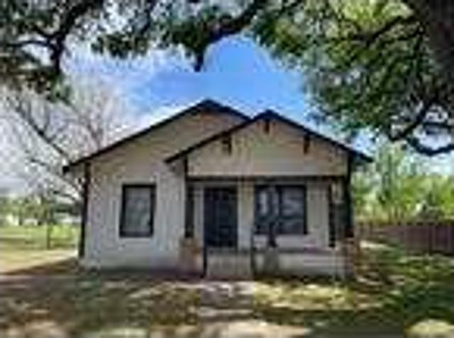 307 S Crockett Street Edgewood Texas 75117