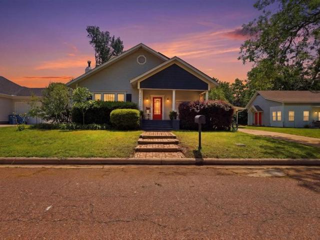 307 S Mill St, Winnsboro, TX 75494