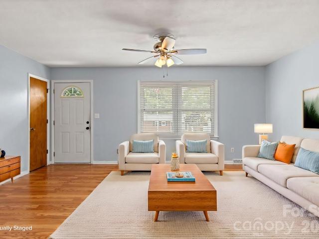307 Somerset Drive