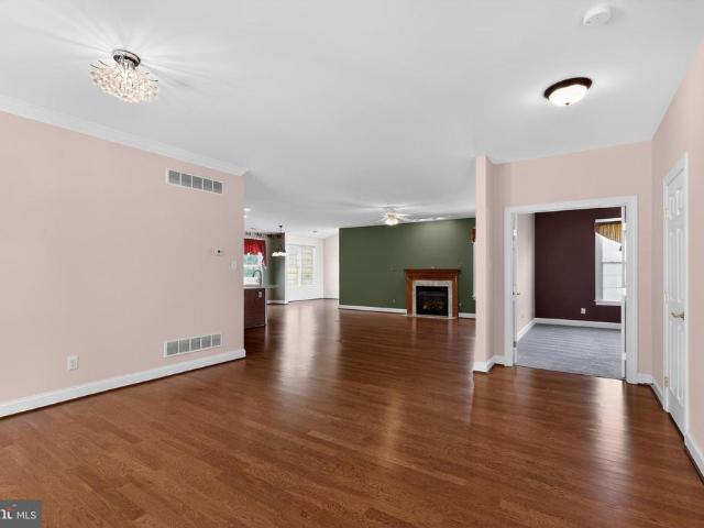 307 Sawgrass Court