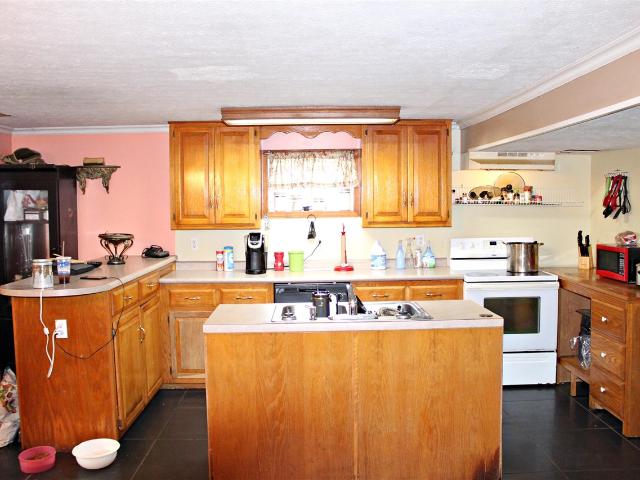307 Settlers Point Road