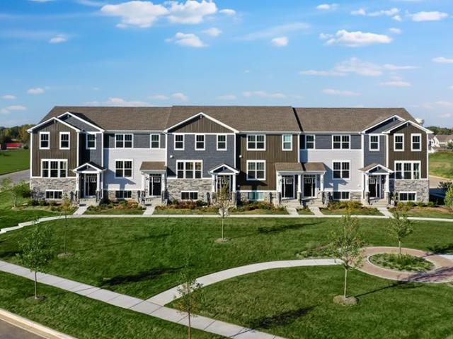 307 Settlers Pl, West Dundee, IL 60118
