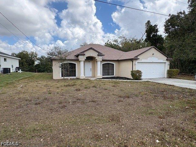307 SE 1st Pl, Cape Coral, FL 33990