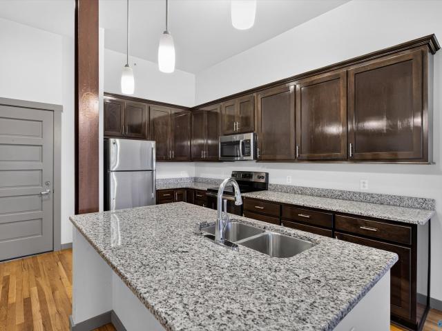 307 Second Avenue G