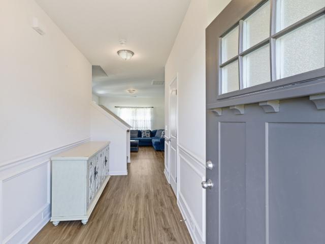 307 St Charles Pl