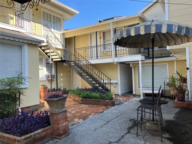 307 Stratford Street 8
