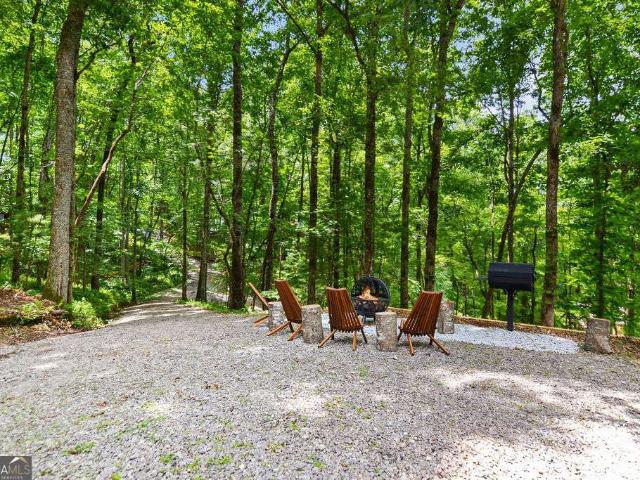 307 Pigeon Creek Road