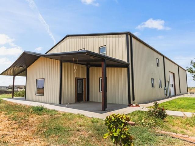 307 Private Rd # 320D, Seminole, TX 79360