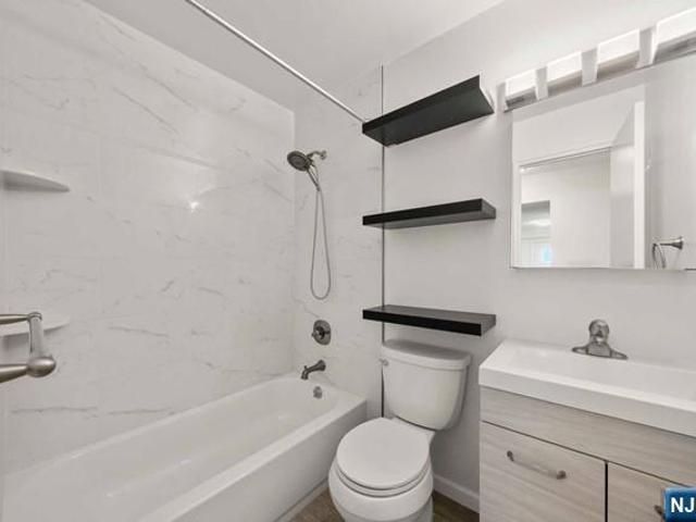 307 Prospect Avenue # 10G