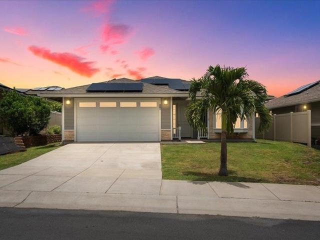 307 Puaehu St Unit 18, Wailuku, HI 96793