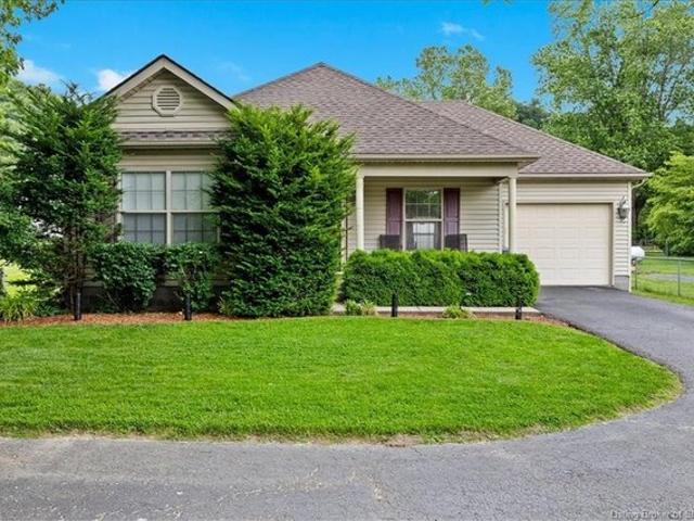 307 W Water St, Borden, IN 47106